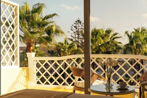 Standard Room Sea Side View | Terraço/pátio interior