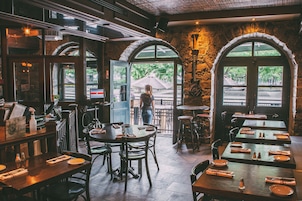 2 restaurantes, café da manhã, culinária francesa