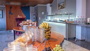 Buffet de pequeno-almoço