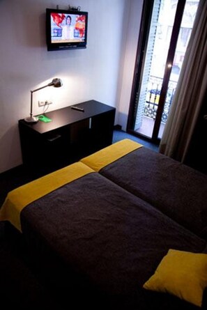 Quarto duplo | Cofres nos quartos, quartos à prova de som
