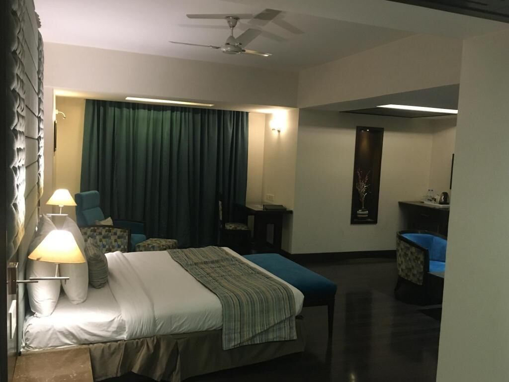 Lençóis de algodão egípcio, roupa de alta qualidade, cofre no quarto 