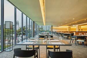 7 restaurantes, pequenos-almoços servidos, cozinha coreana 