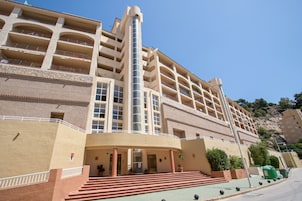 Apartamento, 2 quartos, varanda, vista para o porto | 2 quartos, roupa de alta qualidade, cofre no quarto