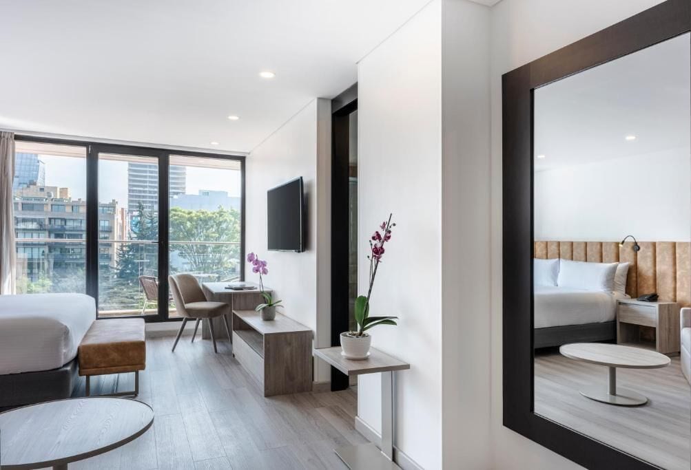 Suíte estúdio luxo, vista para o parque | Roupas de cama premium, edredons de pluma, camas com colchões pillow-top