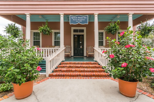 Spencer House Inn Bed & Breakfast - Amelia Island, FL