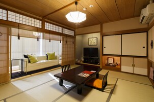 Quarto Twin Superior, não fumadores (Japanese-Style) | Refeições no quarto