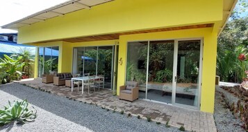 Casa luxo | Cofres nos quartos, individualmente decorados