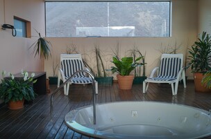 1 sala de tratamento, massagens