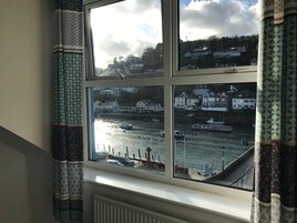 Quarto Duplo Standard, casa de banho anexa (Front Room) | Vista do alojamento