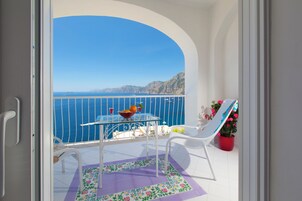 Quarto Triplo Standard, vista para o mar | Varanda