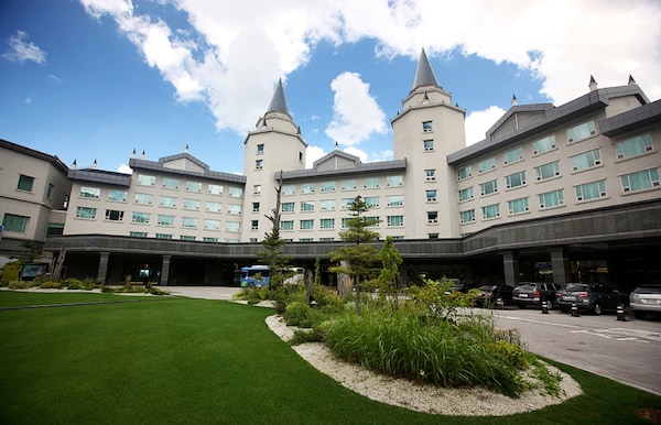 High1 Palace Hotel & Cc - Andong-si