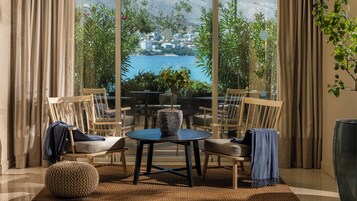 2 bares/lounges, este bar de cocktails 