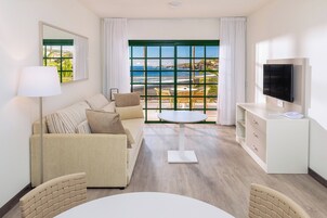 Secretária, cortinas/cortinados opacos 