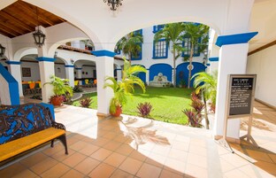 Área de estar no saguão