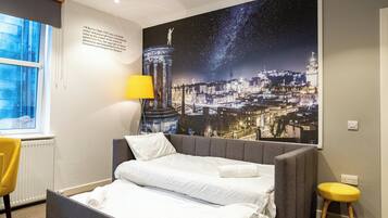 1 quarto, cofres nos quartos, quartos à prova de som