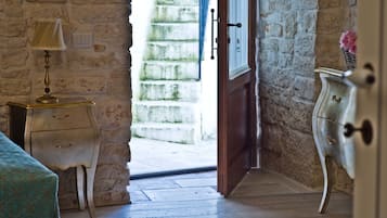 Suíte (Trullo) | Frigobar, cofres nos quartos, escrivaninha, Wi-Fi de cortesia