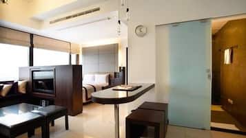 Suite Presidencial | Cortinas/cortinados opacos, Wi-fi grátis, roupa de cama fornecida