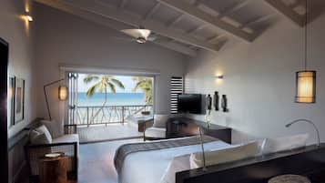 Vila, piscina particular, de frente para a praia | 1 quarto, roupas de cama premium, frigobar (abastecido com itens grátis)
