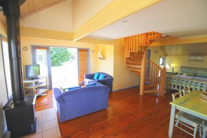 Loft (Villa) | Ferro/tábua de engomar, Wi-fi grátis, roupa de cama fornecida 