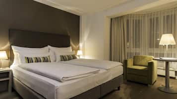 Superior KING | Roupas de cama premium, frigobar, cofres nos quartos