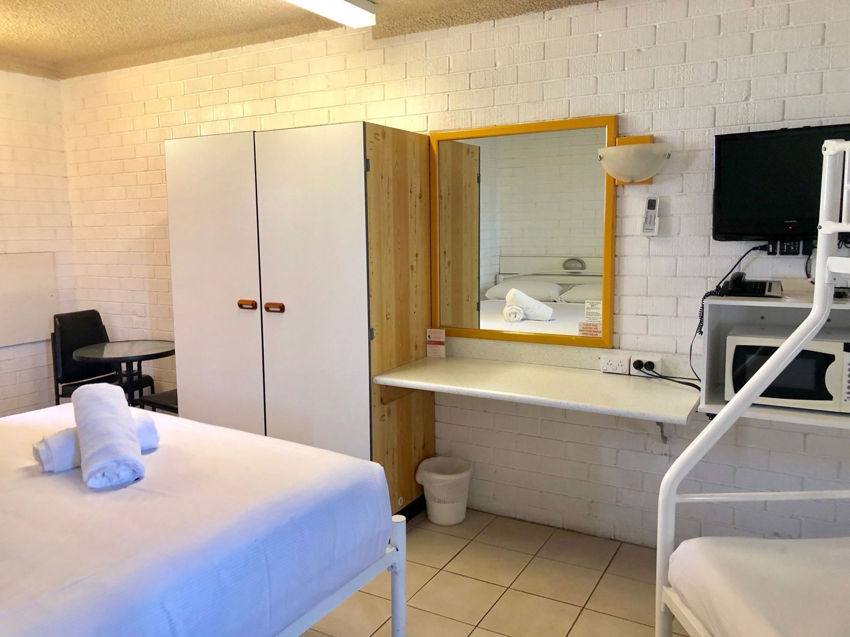 Minibar, secretária, quartos insonorizados, ferro/tábua de engomar 