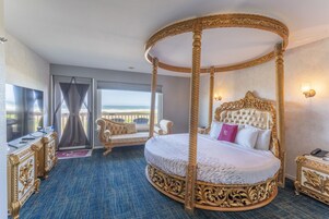 Quarto Lua de Mel, vista para o oceano, no rés do chão | Roupa de alta qualidade, cofre no quarto, secretária, Wi-fi grátis 