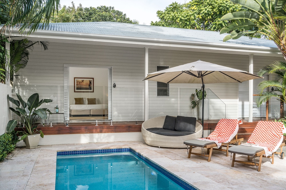 Cove Studios - Byron Bay