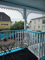 Estúdio Económico (with Netflix) | Com decoração personalizada, com mobília individualizada 