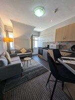 Apartamento, 2 quartos, vista para o mar | Roupa de cama fornecida 