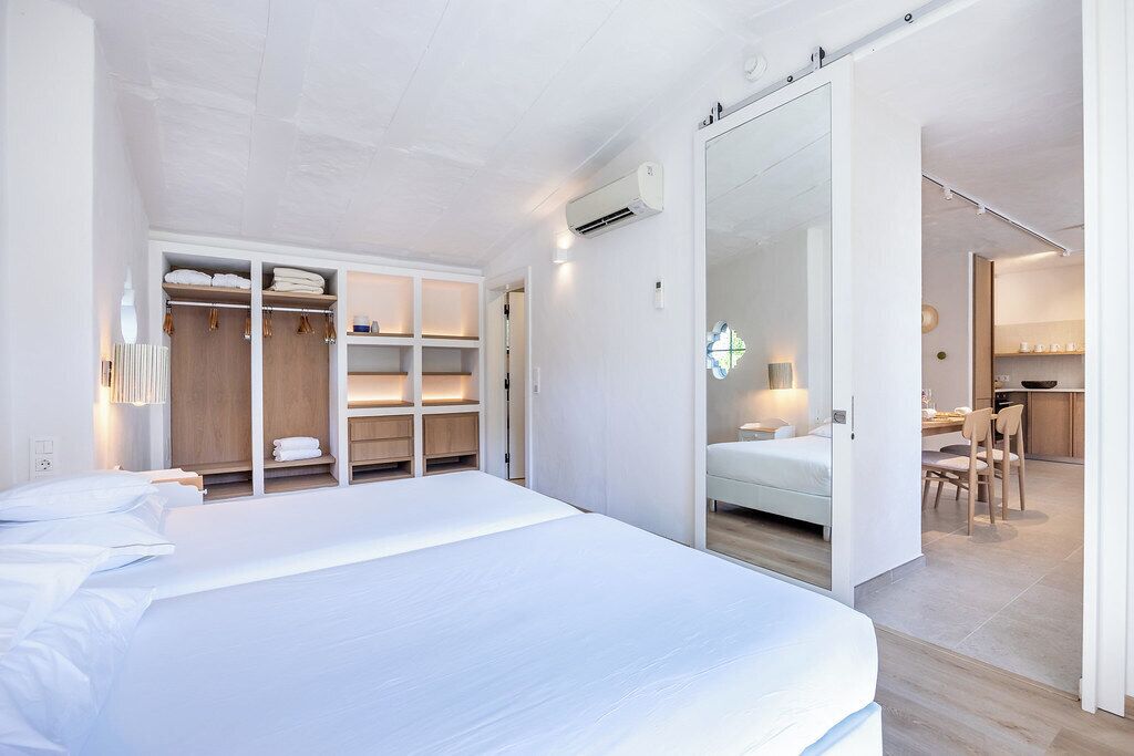 Vila, 3 quartos (Duplex Golf) | Frigobar, cofres nos quartos, escrivaninha