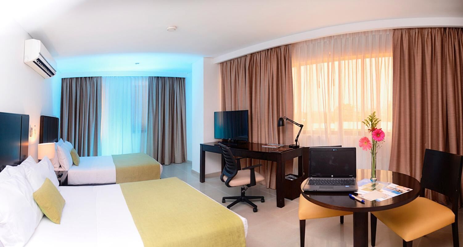 Roupa de alta qualidade, camas de colchão Select Comfort, minibar 
