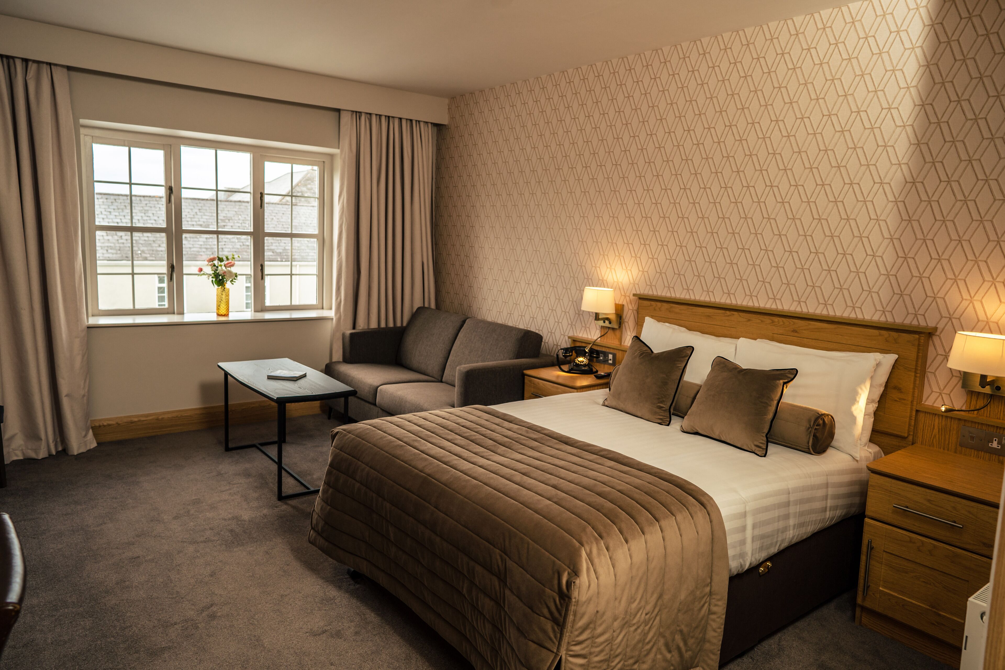 County Arms Hotel, Birr: Reviews & Hotel Deals | Book at Hotels.com