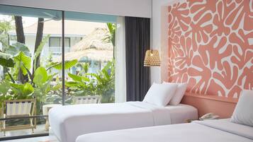 Deluxe Twin - Poolside | Vista do quarto