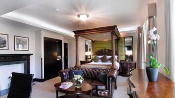 Suite Superior | Cofre no quarto, secretária, quartos insonorizados