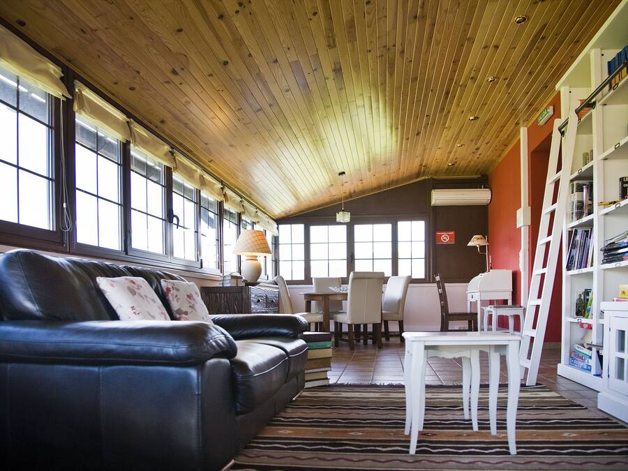 Televisor de 22 polegadas com canais digitais