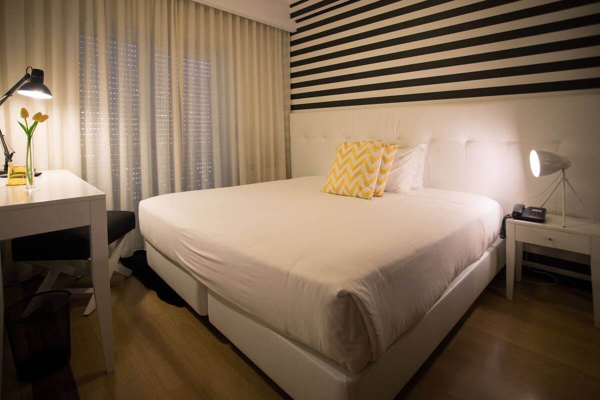 Quarto Individual Standard | Cofre no quarto, secretária, quartos insonorizados, Wi-fi grátis 