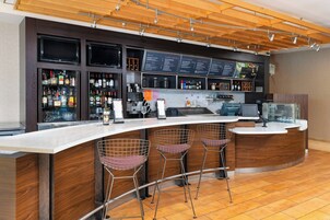 Pequenos-almoços e jantares servidos 