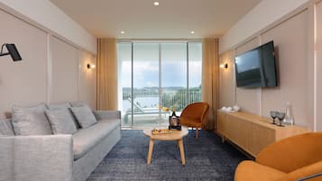 Suíte estúdio panorâmica | 1 quarto, frigobar, cofres nos quartos, quartos à prova de som