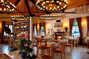 Café da manhã, almoço e jantar
