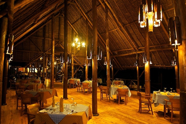 Café da manhã, almoço e jantar