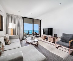 TV de tela plana 32 polegadas com canais a cabo, TV, DVD player