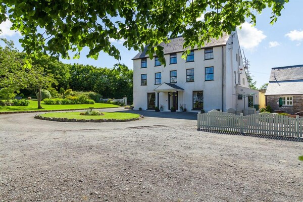East Hook Farm & Country House - Pembrokeshire