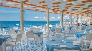 Culinária italiana, vistas para o mar