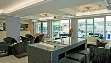 Entrada (vista interior)