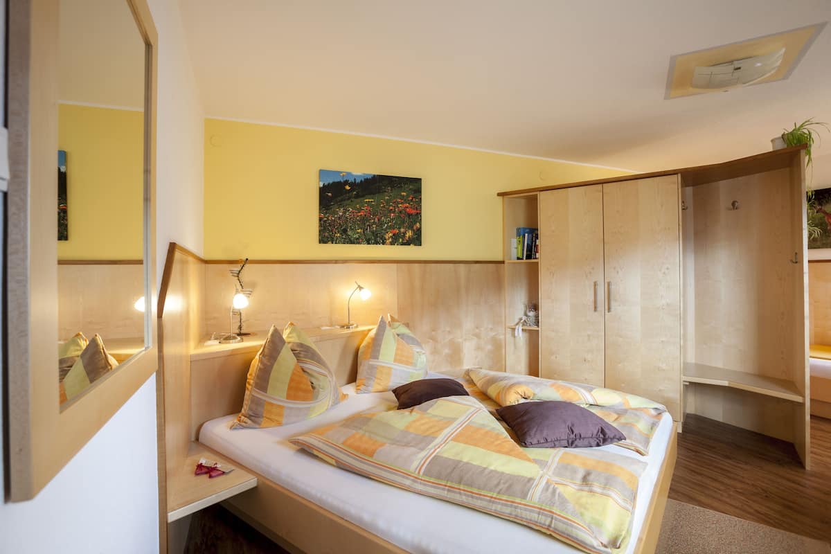 1 quarto, roupa de alta qualidade, camas de colchão pillowtop 