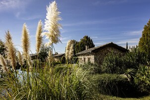 Suite | Camas de colchão viscoelástico, minibar, cofre no quarto, secretária 