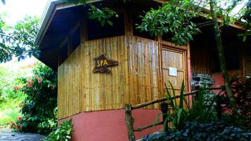 Tratamentos corporais, aromaterapia, massagens de pedras quentes