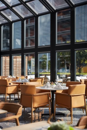 Café da manhã, almoço e jantar