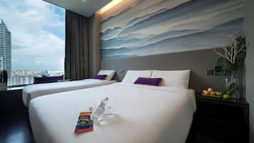 Roupas de cama premium, cofres nos quartos, individualmente decorados