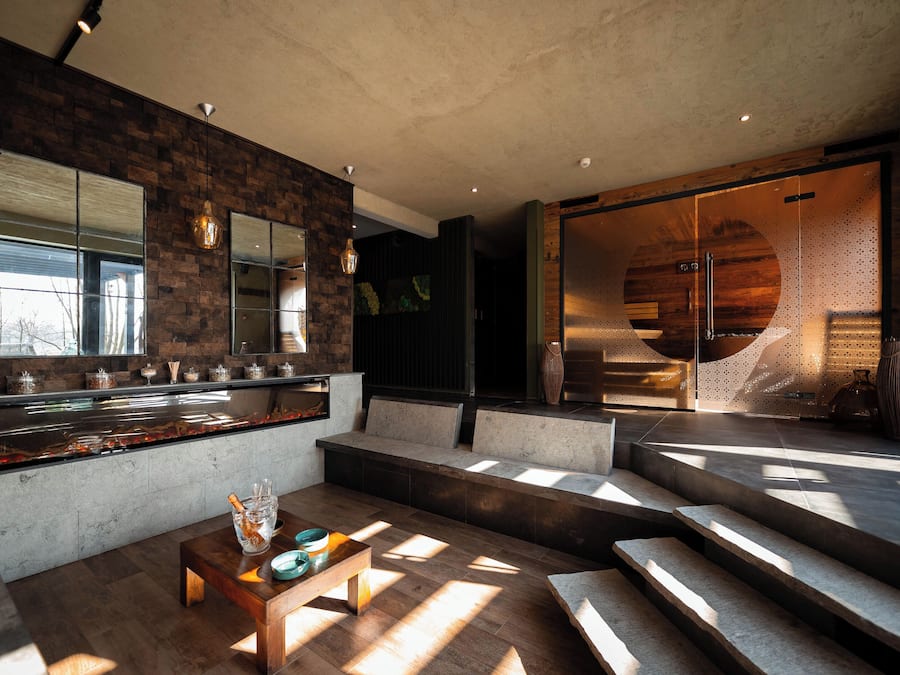 Sala(s) para tratamentos a casais, sauna, banheira de hidromassagem